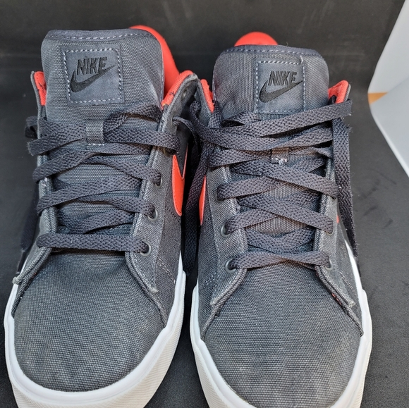 Nike | Shoes | Original Used Nike Tennis Shoes | Poshmark